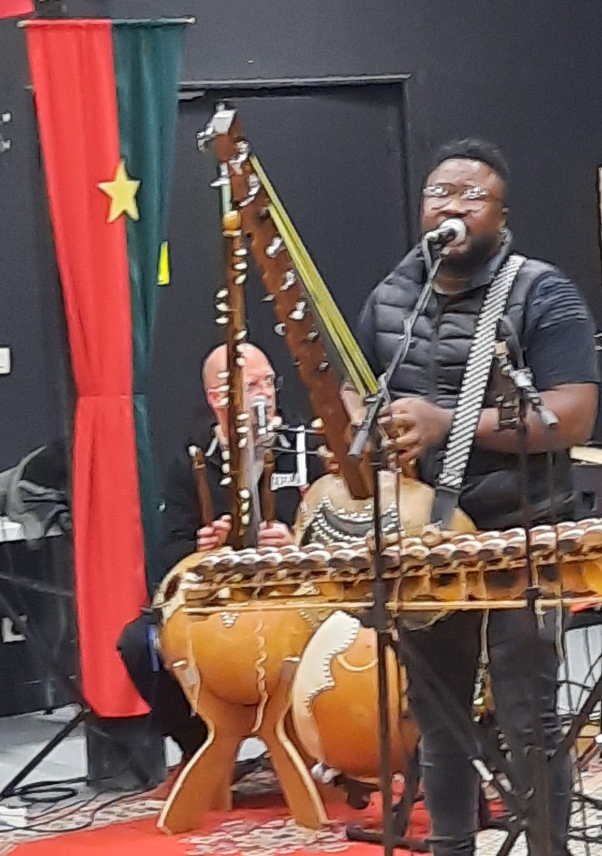 Récréation africaine pour réchauffer les cœurs à l’entrée de l’hiver ...